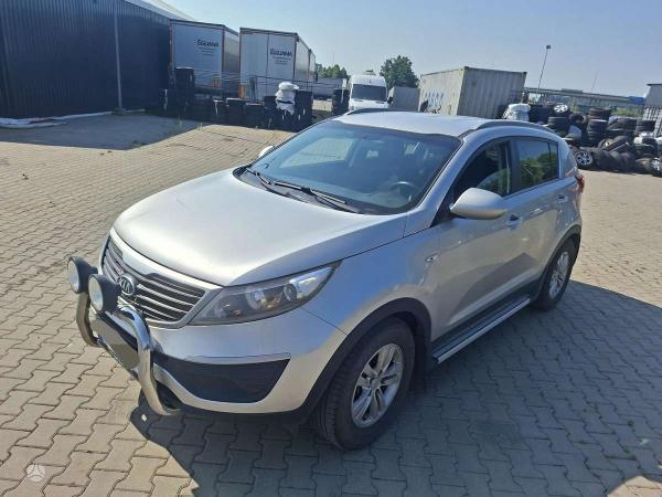 Pelēks Kia Sportage 2011 Kauņa, ar dzinēja tilpumu 1.69 L un nobraukumu 320 tūkst. km par 4499 €, foto 2 vietnē AUTOMOTO.COM.LV