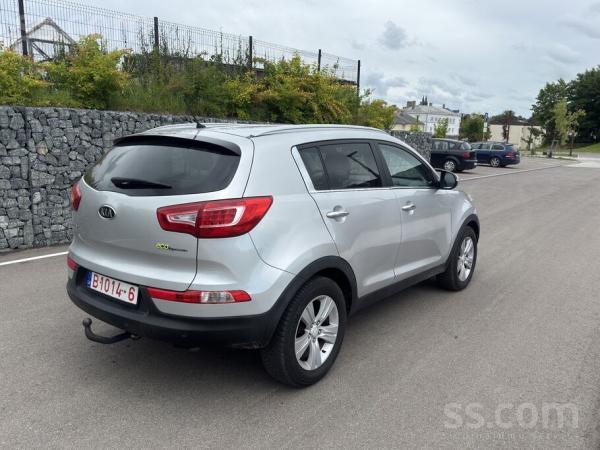 Серый Киа Sportage 2011 в Резекне, объемом двигателя 1.70 л и пробегом 263 тыс. км за 6500 €, фото 4 на AUTOMOTO.COM.LV
