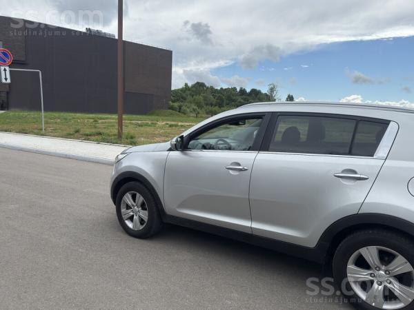 Серый Киа Sportage 2011 в Резекне, объемом двигателя 1.70 л и пробегом 263 тыс. км за 6500 €, фото 6 на AUTOMOTO.COM.LV