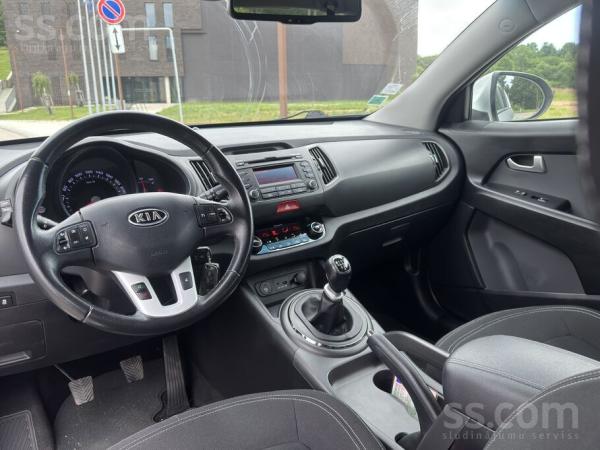Серый Киа Sportage 2011 в Резекне, объемом двигателя 1.70 л и пробегом 263 тыс. км за 6500 €, фото 9 на AUTOMOTO.COM.LV