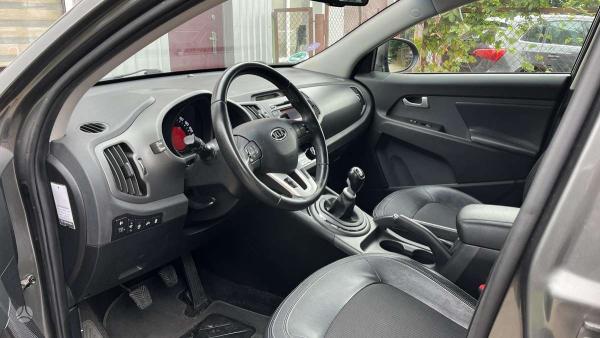 Серый Киа Sportage 2011 в Укмерге, объемом двигателя 1.59 л и пробегом 182 тыс. км за 6200 €, фото 6 на AUTOMOTO.COM.LV