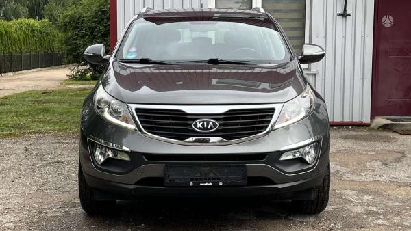Pelēks Kia Sportage 2011 Ukmergė, ar dzinēja tilpumu 1.59 L un nobraukumu 182 tūkst. km par 6200 €, foto 1 vietnē AUTOMOTO.COM.LV