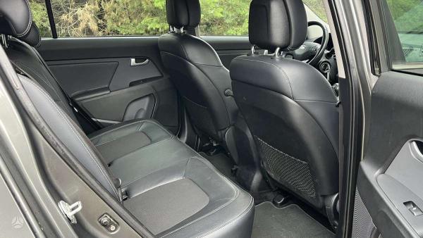 Pelēks Kia Sportage 2011 Ukmergė, ar dzinēja tilpumu 1.59 L un nobraukumu 182 tūkst. km par 6200 €, foto 9 vietnē AUTOMOTO.COM.LV