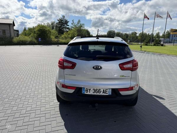 Pelēks Kia Sportage 2011 Telšiai, ar dzinēja tilpumu 1.69 L un nobraukumu 230 tūkst. km par 7200 €, foto 5 vietnē AUTOMOTO.COM.LV