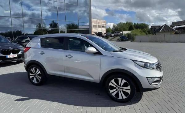 Pelēks Kia Sportage 2011 Telšiai, ar dzinēja tilpumu 1.70 L un nobraukumu 229 tūkst. km par 7190 €, foto 2 vietnē AUTOMOTO.COM.LV
