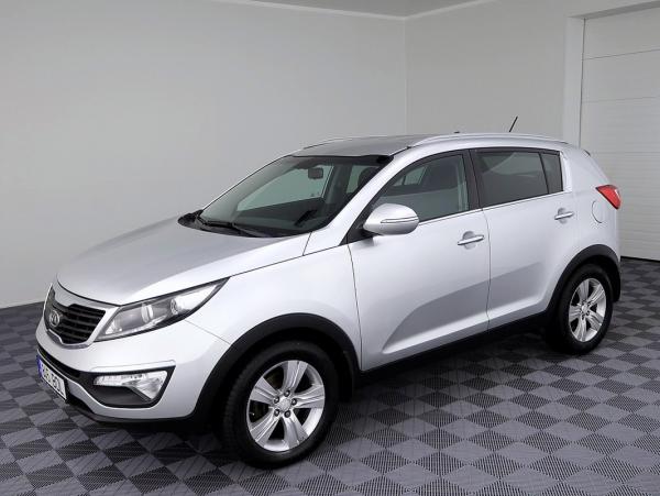 Grey Kia Sportage 2011 in Tallinn, with an engine capacity of 2.00 L and mileage of 253 thousand km for 4999 €, photo 9 on AUTOMOTO.COM.LV