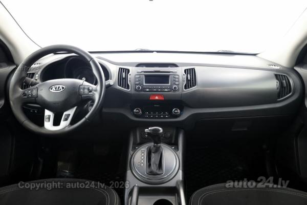 Серый Киа Sportage 2011 в Таллин, объемом двигателя 2.00 л и пробегом 253 тыс. км за 4499 €, фото 5 на AUTOMOTO.COM.LV