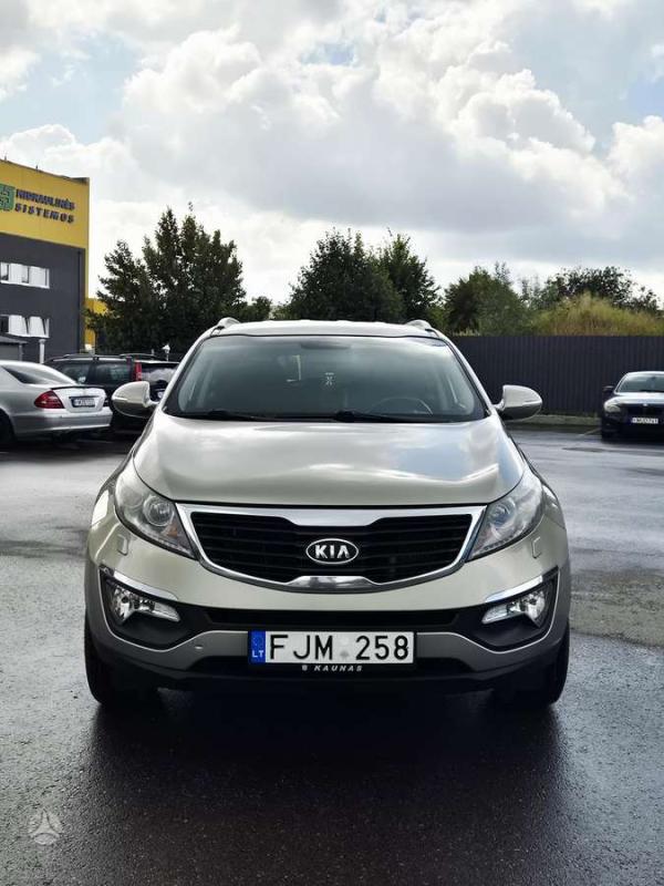 Серый Киа Sportage 2011 в Каунас, объемом двигателя 2.00 л и пробегом 307 тыс. км за 5000 €, фото 4 на AUTOMOTO.COM.LV
