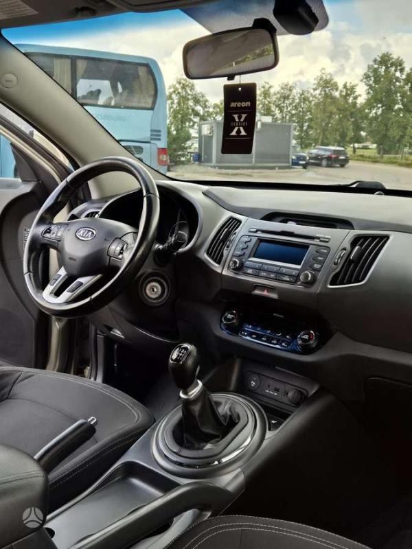Серый Киа Sportage 2011 в Каунас, объемом двигателя 2.00 л и пробегом 307 тыс. км за 5000 €, фото 10 на AUTOMOTO.COM.LV