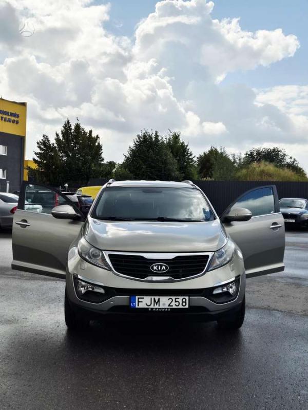 Серый Киа Sportage 2011 в Каунас, объемом двигателя 2.00 л и пробегом 307 тыс. км за 5000 €, фото 11 на AUTOMOTO.COM.LV
