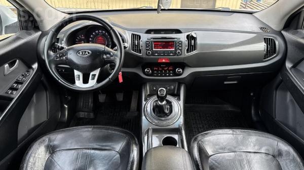Grey Kia Sportage 2011 in Rezekne, with an engine capacity of 1.70 L and mileage of 323 thousand km for 4950 €, photo 10 on AUTOMOTO.COM.LV