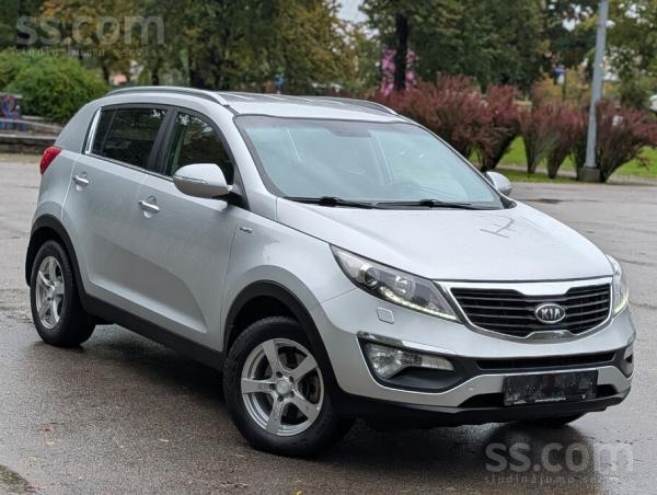Grey Kia Sportage 2011 in Jurmala, with an engine capacity of 2.00 L and mileage of 0 thousand km for 5250 €, photo 1 on AUTOMOTO.COM.LV