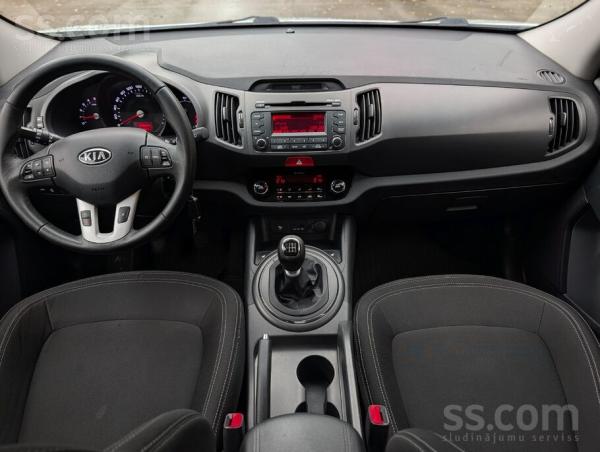 Grey Kia Sportage 2011 in Jurmala, with an engine capacity of 2.00 L and mileage of 0 thousand km for 5250 €, photo 9 on AUTOMOTO.COM.LV