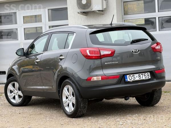 Киа Sportage 2011 в Тукумс на AUTOMOTO.COM.LV Серый Киа Sportage 2011 в Тукумс, объемом двигателя 2.00 л и пробегом 175 тыс. км за 7490 €, фото 4 на AUTOMOTO.COM.LV