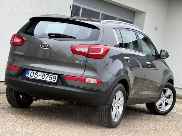 Киа Sportage 2011 в Тукумс на AUTOMOTO.COM.LV Серый Киа Sportage 2011 в Тукумс, объемом двигателя 2.00 л и пробегом 175 тыс. км за 7490 €, фото 5 на AUTOMOTO.COM.LV