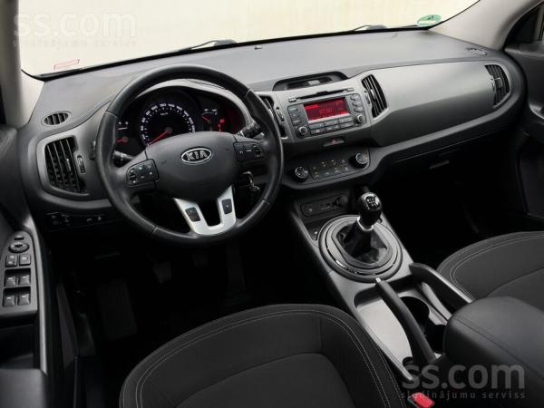 Киа Sportage 2011 в Тукумс на AUTOMOTO.COM.LV Серый Киа Sportage 2011 в Тукумс, объемом двигателя 2.00 л и пробегом 175 тыс. км за 7490 €, фото 7 на AUTOMOTO.COM.LV