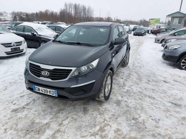 Pelēks Kia Sportage 2012 Utena, ar dzinēja tilpumu 1.59 L un nobraukumu 200 tūkst. km par 5700 €, foto 2 vietnē AUTOMOTO.COM.LV