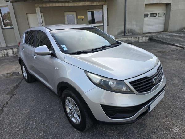 Серый Киа Sportage 2012 в Таураге, объемом двигателя 1.59 л и пробегом 185 тыс. км за 5900 €, фото 1 на AUTOMOTO.COM.LV