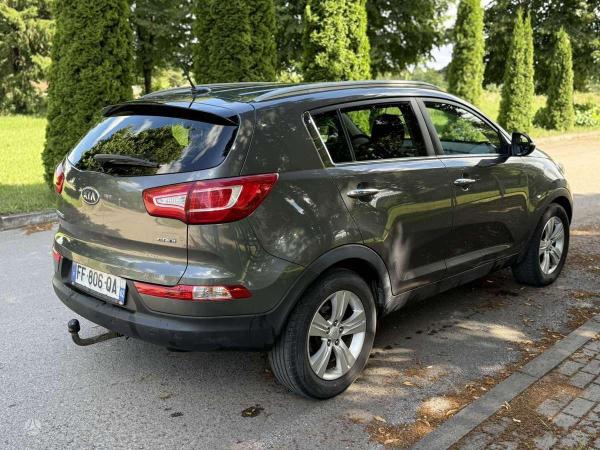 Pelēks Kia Sportage 2012 Tauragė, ar dzinēja tilpumu 1.69 L un nobraukumu 245 tūkst. km par 5500 €, foto 5 vietnē AUTOMOTO.COM.LV
