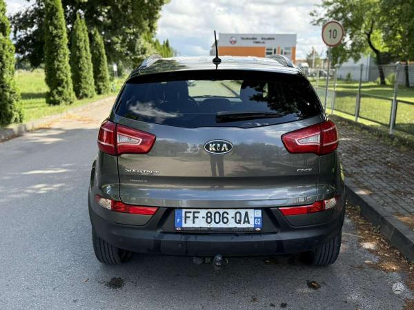 Pelēks Kia Sportage 2012 Tauragė, ar dzinēja tilpumu 1.69 L un nobraukumu 245 tūkst. km par 5500 €, foto 6 vietnē AUTOMOTO.COM.LV