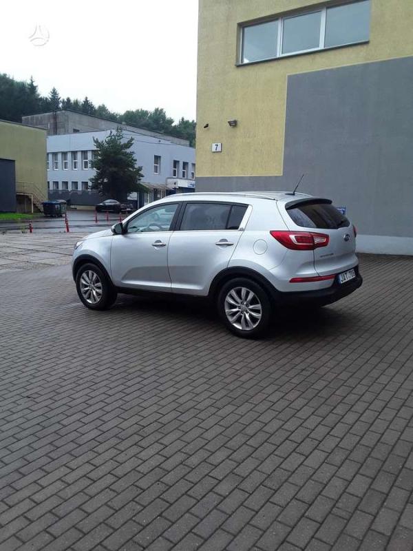 Pelēks Kia Sportage 2012 Viļņa, ar dzinēja tilpumu 2.36 L un nobraukumu 250 tūkst. km par 5100 €, foto 9 vietnē AUTOMOTO.COM.LV