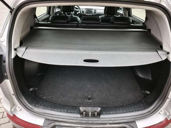 Pelēks Kia Sportage 2012 Viļņa, ar dzinēja tilpumu 2.00 L un nobraukumu 297 tūkst. km par 5500 €, foto 10 vietnē AUTOMOTO.COM.LV