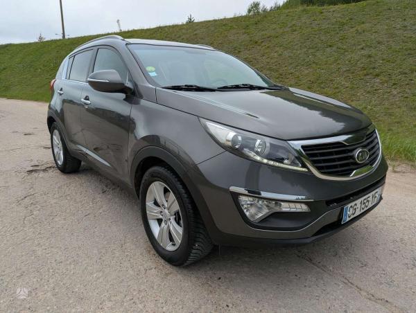 Pelēks Kia Sportage 2012 Viļņa, ar dzinēja tilpumu 1.69 L un nobraukumu 225 tūkst. km par 5900 €, foto 3 vietnē AUTOMOTO.COM.LV
