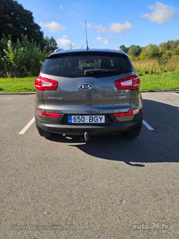 Серый Киа Sportage 2012 в Таллин, объемом двигателя 2.00 л и пробегом 0 тыс. км за 8500 €, фото 3 на AUTOMOTO.COM.LV