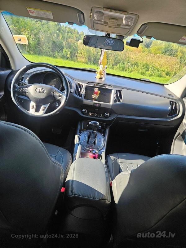 Серый Киа Sportage 2012 в Таллин, объемом двигателя 2.00 л и пробегом 0 тыс. км за 8500 €, фото 6 на AUTOMOTO.COM.LV