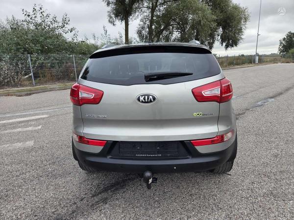 Grey Kia Sportage 2012 in Marijampole, with an engine capacity of 1.69 L and mileage of 225 thousand km for 5250 €, photo 3 on AUTOMOTO.COM.LV