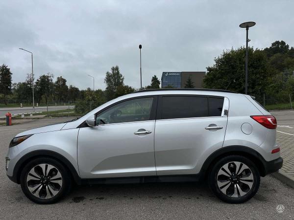 Grey Kia Sportage 2012 in Kaunas, with an engine capacity of 2.00 L and mileage of 188 thousand km for 6700 €, photo 9 on AUTOMOTO.COM.LV