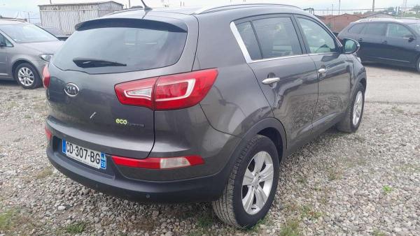 Kia Sportage 2012 Viļņa vietnē Pelēks Kia Sportage 2012 Viļņa, ar dzinēja tilpumu 1.69 L un nobraukumu 250 tūkst. km par 6250 €, foto 3 vietnē AUTOMOTO.COM.LV