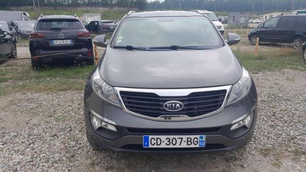 Kia Sportage 2012 Viļņa vietnē Pelēks Kia Sportage 2012 Viļņa, ar dzinēja tilpumu 1.69 L un nobraukumu 250 tūkst. km par 6250 €, foto 6 vietnē AUTOMOTO.COM.LV