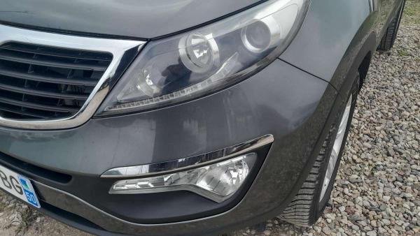 Kia Sportage 2012 Viļņa vietnē Pelēks Kia Sportage 2012 Viļņa, ar dzinēja tilpumu 1.69 L un nobraukumu 250 tūkst. km par 6250 €, foto 9 vietnē AUTOMOTO.COM.LV