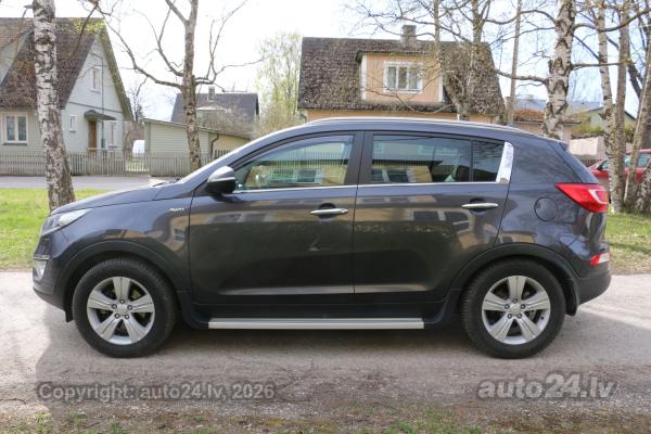 Pelēks Kia Sportage 2013 Tartu, ar dzinēja tilpumu 2.00 L un nobraukumu 265 tūkst. km par 6999 €, foto 8 vietnē AUTOMOTO.COM.LV