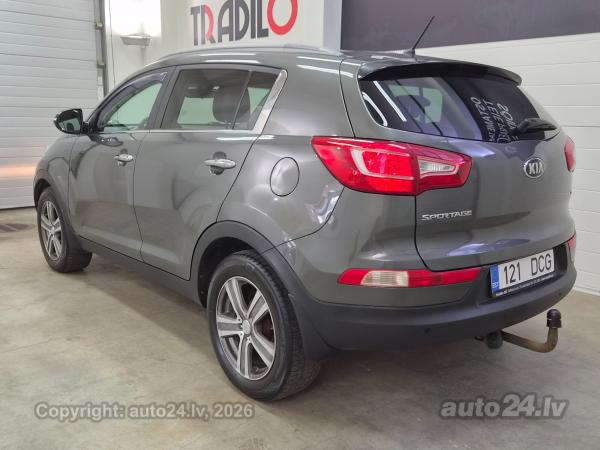 Серый Киа Sportage 2013 в Хаапсалу, объемом двигателя 1.70 л и пробегом 313 тыс. км за 6300 €, фото 6 на AUTOMOTO.COM.LV