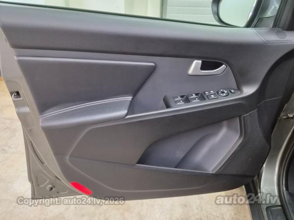 Серый Киа Sportage 2013 в Хаапсалу, объемом двигателя 1.70 л и пробегом 313 тыс. км за 6300 €, фото 10 на AUTOMOTO.COM.LV