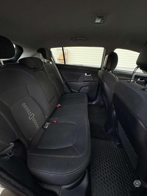 Grey Kia Sportage 2013 in Klaipeda, with an engine capacity of 1.69 L and mileage of 149 thousand km for 7800 €, photo 6 on AUTOMOTO.COM.LV