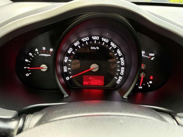 Grey Kia Sportage 2013 in Klaipeda, with an engine capacity of 1.69 L and mileage of 149 thousand km for 7800 €, photo 7 on AUTOMOTO.COM.LV