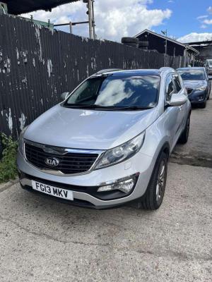 Grey Kia Sportage 2013 in Kaunas, with an engine capacity of 1.69 L and mileage of 180 thousand km for 900 €, photo 1 on AUTOMOTO.COM.LV