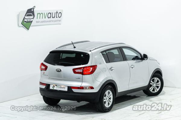 Серый Киа Sportage 2013 в Таллин, объемом двигателя 2.00 л и пробегом 199 тыс. км за 6500 €, фото 3 на AUTOMOTO.COM.LV