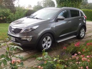 Grey Kia Sportage 2013 in Saldus, with an engine capacity of 1.70 L and mileage of 261 thousand km for 6900 €, photo  on AUTOMOTO.COM.LV