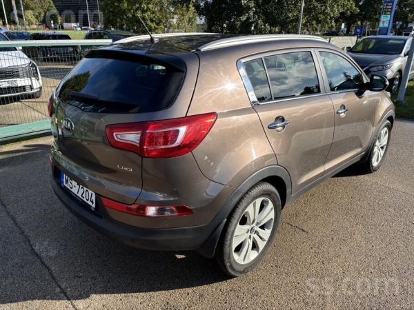 Серый Киа Sportage 2013 в Рига, объемом двигателя 1.70 л и пробегом 135 тыс. км за 6900 €, фото 3 на AUTOMOTO.COM.LV