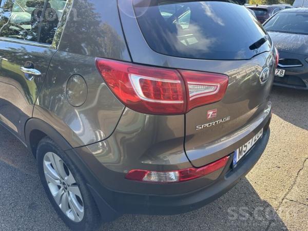 Серый Киа Sportage 2013 в Рига, объемом двигателя 1.70 л и пробегом 135 тыс. км за 6900 €, фото 7 на AUTOMOTO.COM.LV