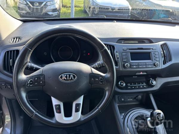 Серый Киа Sportage 2013 в Рига, объемом двигателя 1.70 л и пробегом 135 тыс. км за 6900 €, фото 11 на AUTOMOTO.COM.LV