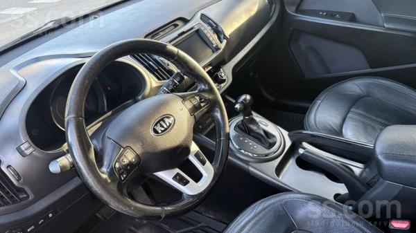 Kia Sportage 2013 Rīga vietnē Pelēks Kia Sportage 2013 Rīga, ar dzinēja tilpumu 2.00 L un nobraukumu 359 tūkst. km par 6400 €, foto 7 vietnē AUTOMOTO.COM.LV