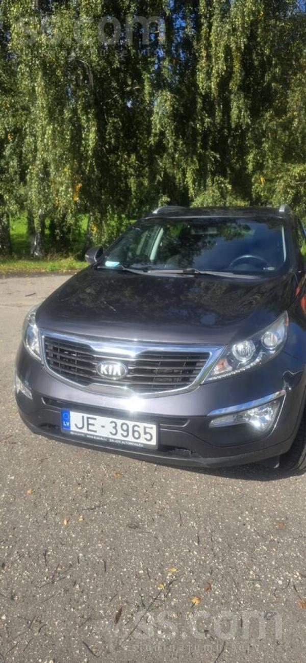Kia Sportage 2013 Rīga vietnē Pelēks Kia Sportage 2013 Rīga, ar dzinēja tilpumu 2.00 L un nobraukumu 136 tūkst. km par 9300 €, foto 1 vietnē AUTOMOTO.COM.LV