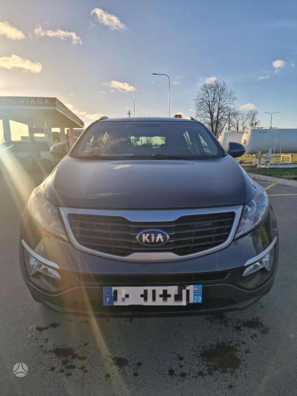 Grey Kia Sportage 2014 in Taurage, with an engine capacity of 1.60 L and mileage of 168 thousand km for 7200 €, photo 2 on AUTOMOTO.COM.LV