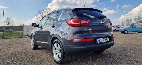 Серый Киа Sportage 2014 в Даугавпилс, объемом двигателя 1.70 л и пробегом 217 тыс. км за 8750 €, фото 3 на AUTOMOTO.COM.LV