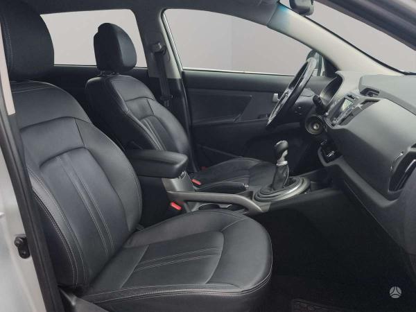 Pelēks Kia Sportage 2014 Viļņa, ar dzinēja tilpumu 1.60 L un nobraukumu 267 tūkst. km par 7799 €, foto 8 vietnē AUTOMOTO.COM.LV